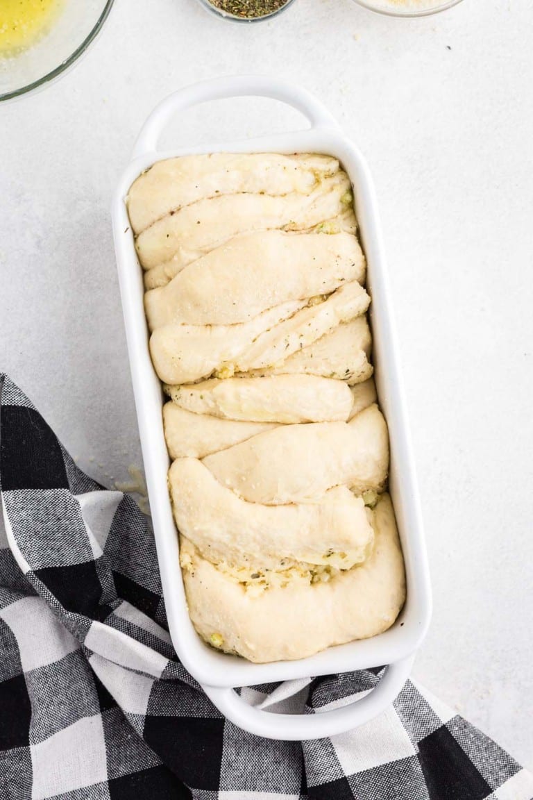 Pull Apart Garlic Bread - girl. Inspired.