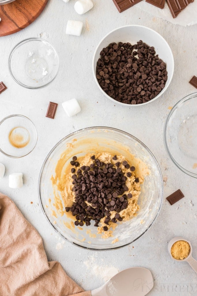 Smookies (Gooey Delicious S'mores Cookies) - girl. Inspired.