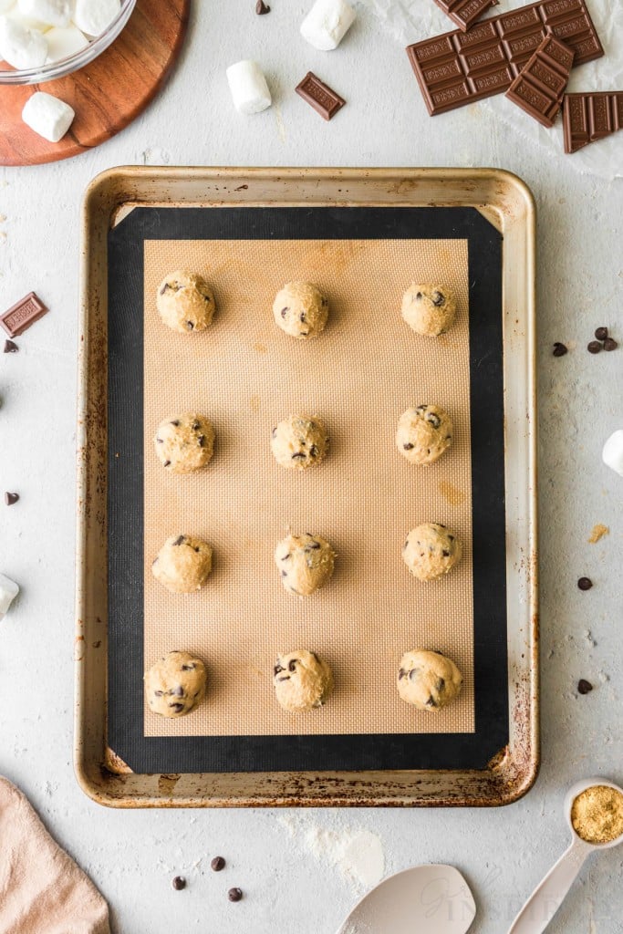 Smookies (Gooey Delicious S'mores Cookies) - girl. Inspired.