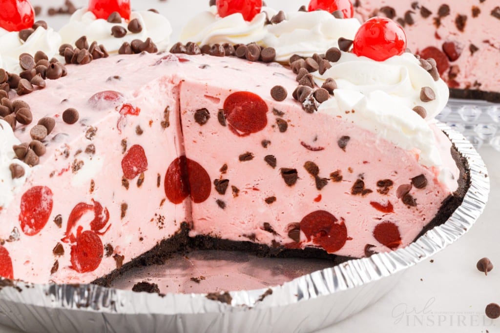 No Bake Chocolate Cherry Pie - girl. Inspired.