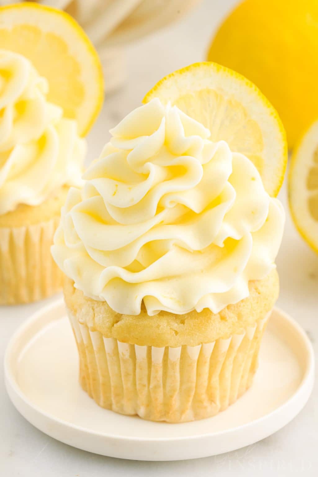 Lemon Buttercream Frosting - girl. Inspired.