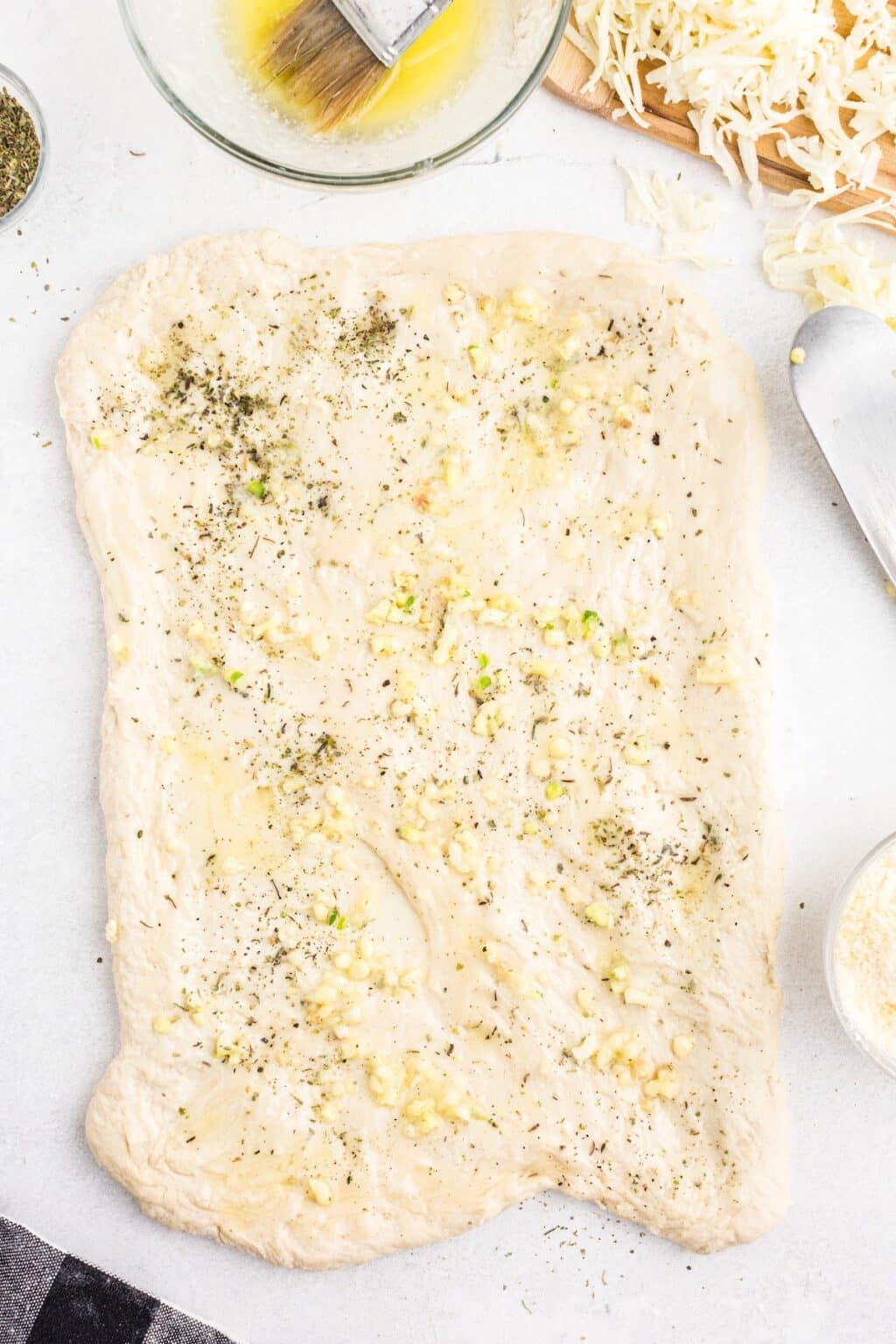 Pull Apart Garlic Bread - girl. Inspired.